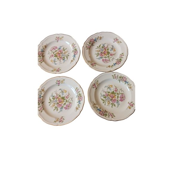 Knowles | Dining | Four Edwin Knowles Plates | Poshmark